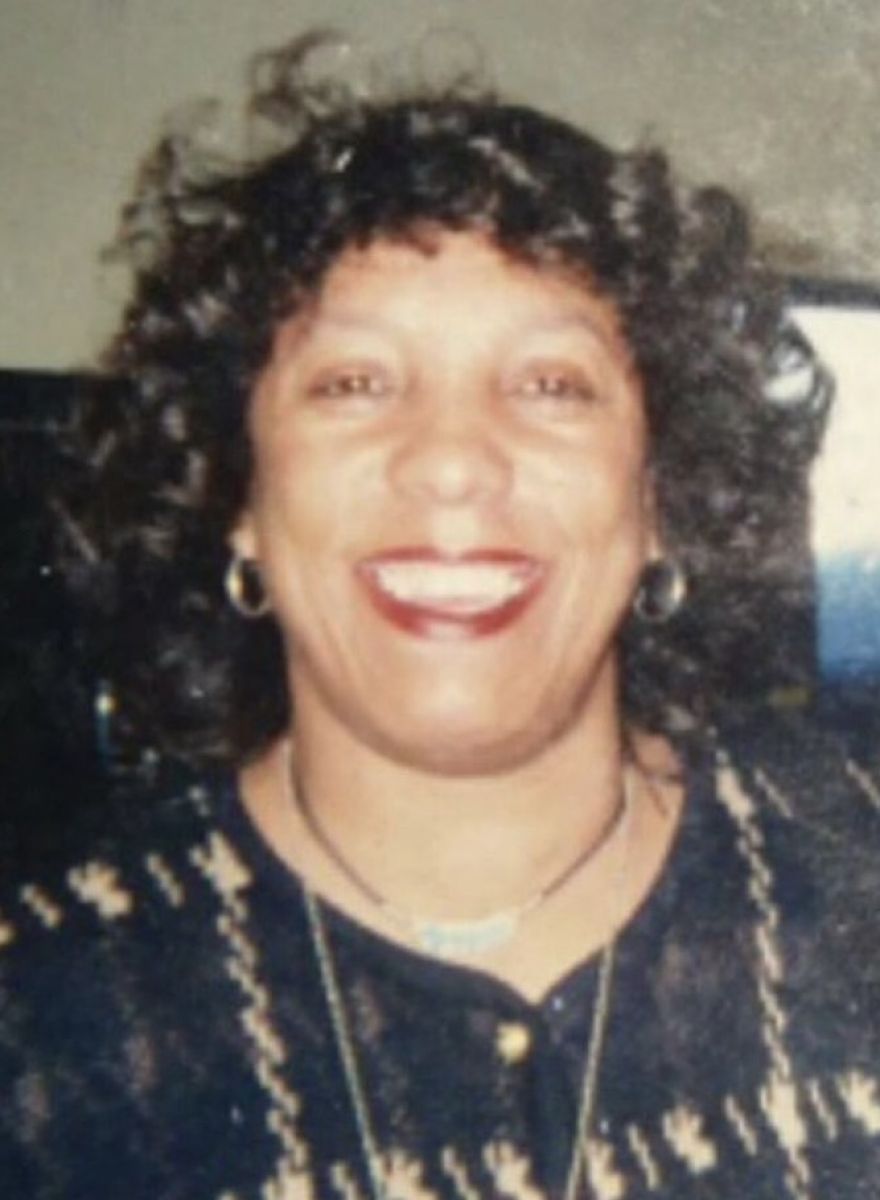 Lynn Stevenson's Instagram, Twitter & Facebook on IDCrawl